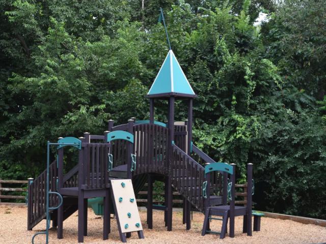 Kings Lynne Apts 2 Bedroom Apartment for Rent at 115 Ocallaghan Way, Lynn, MA 01905