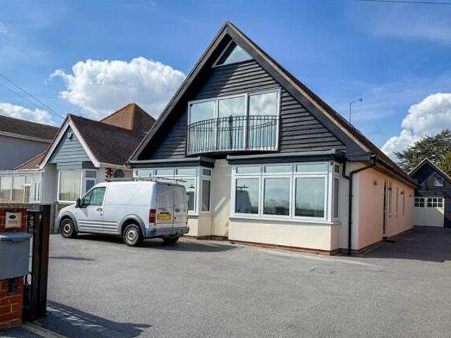 Kings Parade, Holland on sea, 4 Bedroom Detached