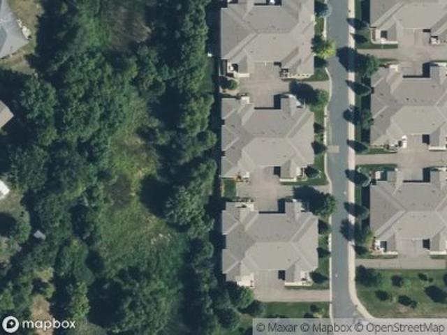 Kings Pointe Dr