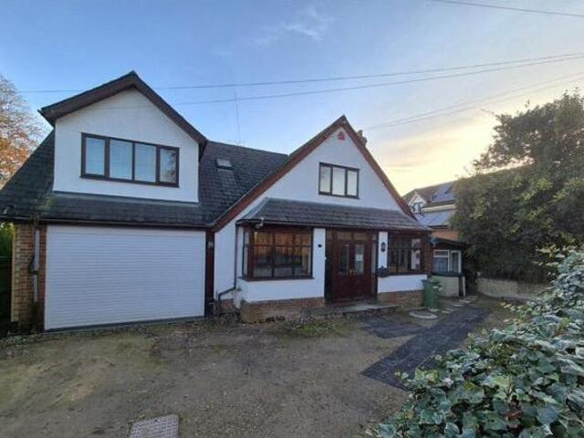 Kings Road, Alton, 16 Bedroom Detached