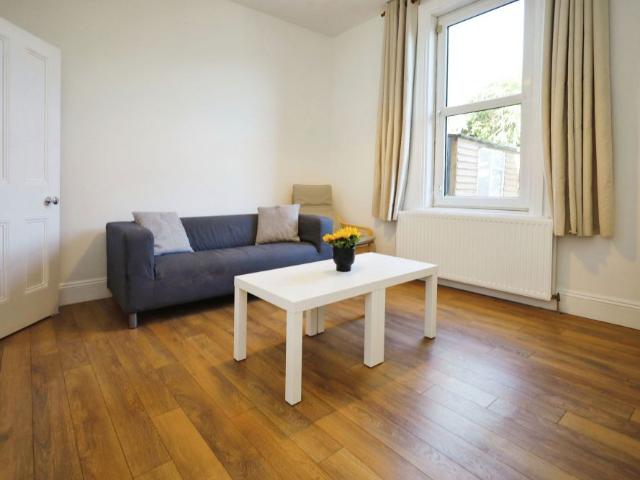 Kings Road, Bournemouth, BH3