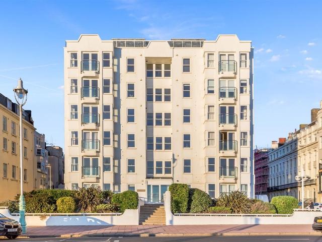 Kings Road, Brighton BN1, 2 bed flat to rent, £1,895 pcm | PrimeLocation