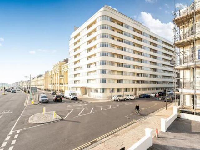 Kings Road, Brighton, 2 Bedroom Flat