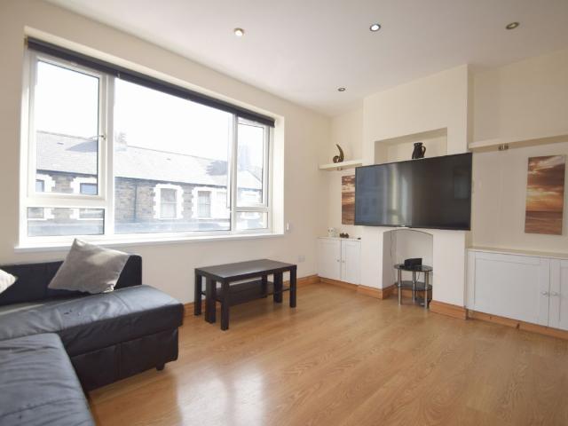 Kings Road, Cardiff CF11, 1 bed flat to rent, £1,100 pcm | PrimeLocation