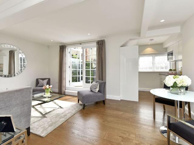 Kings Road, Chelsea, London SW3, 1 bed flat to rent, £3,950 pcm | PrimeLocation