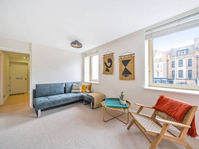 Kings Road, Chelsea, London SW3, 1 bed flat to rent, £2,492 pcm | PrimeLocation