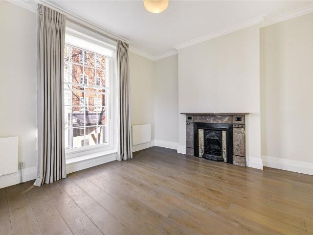 Kings Road, Chelsea, London SW3, 2 bed flat to rent, £7,583 pcm | PrimeLocation