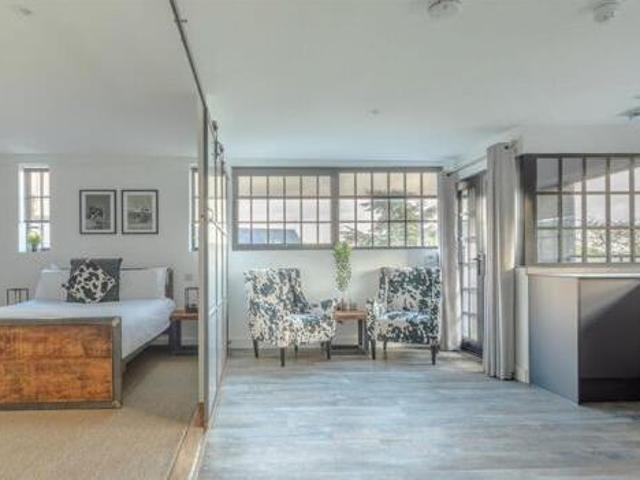 Kings Road, Halstead, 1 Bedroom Apartment