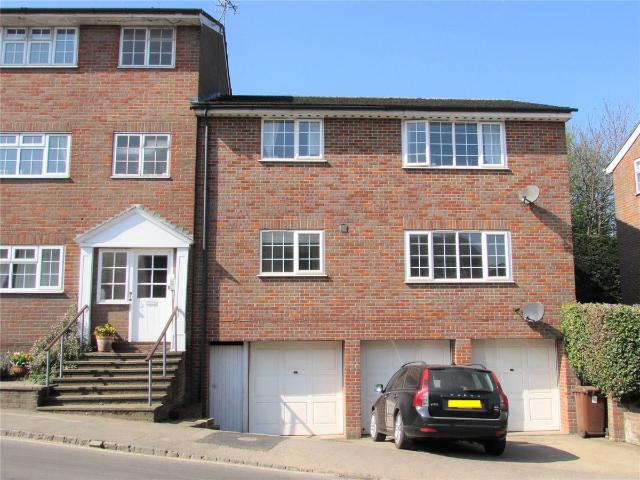 Kings Road, Henley On Thames, Oxfordshire RG9, 2 bed flat to rent, £1,500 pcm | PrimeLocation