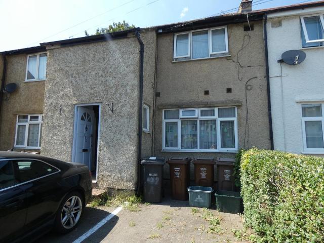 Kings Road, London Colney, ST. ALBANS 1 bed flat to rent £1,150 pcm £265 pw
