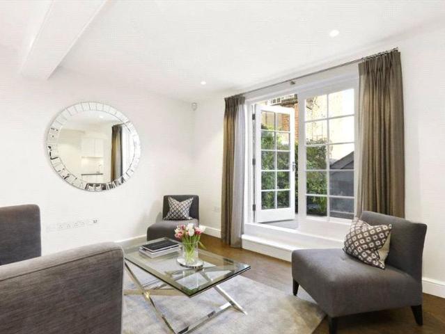 Kings Road, London, SW3 1 bed flat to rent £3,950 pcm £912 pw