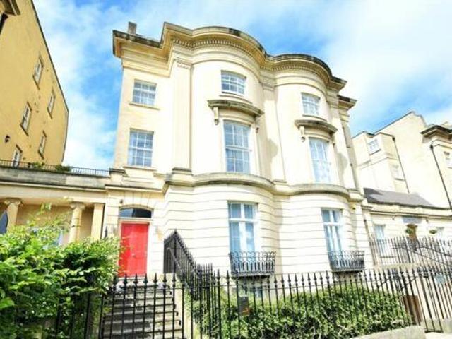 Kings Road, Reading, 2 Bedroom Apartment