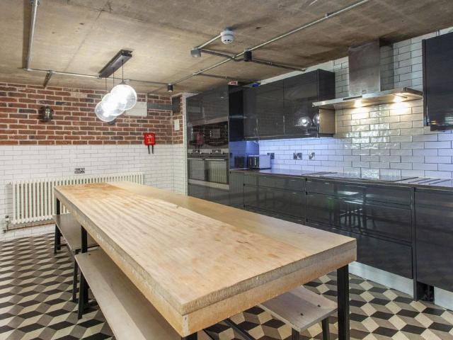 Kings Road, Reading RG1, Studio to rent, £1,040 pcm | PrimeLocation