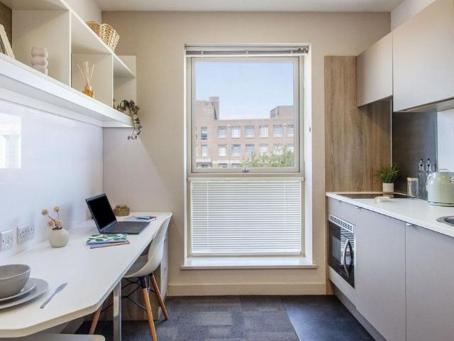 Kings Road, Reading RG1, Studio to rent, £997 pcm | PrimeLocation
