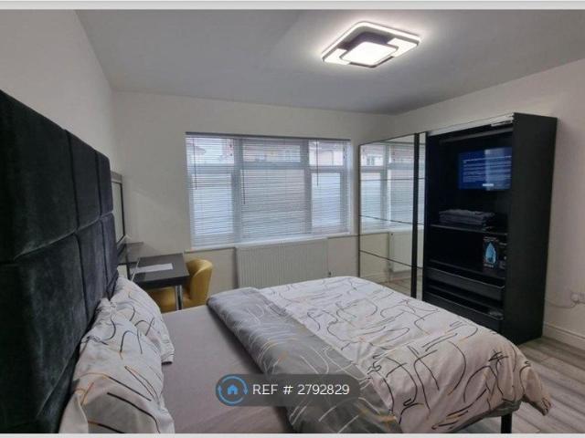 Kings Road, St Albans AL2, Room to rent, £1,090 pcm | PrimeLocation