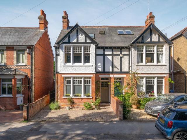 Kings Road, Sunninghill 4 bed semi detached house to rent £3,750 pcm £865 pw