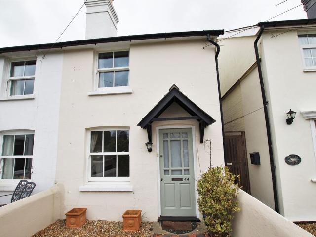 Kings Road, Shalford, Guildford GU4, 2 bed terraced house to rent, £1,650 pcm | PrimeLocation