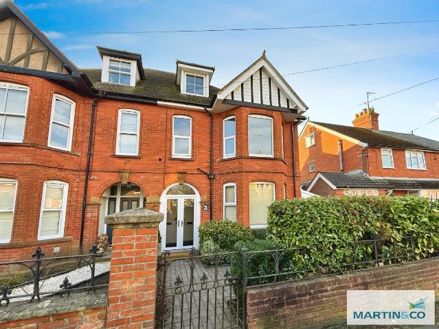 Kings Road, Sherborne DT9, 3 bed maisonette to rent, £1,400 pcm | PrimeLocation