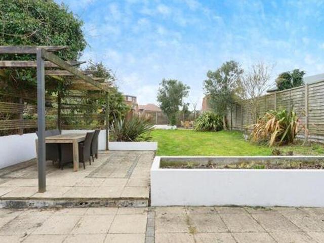 Kings Road, Southwick, 4 Bedroom Bungalow