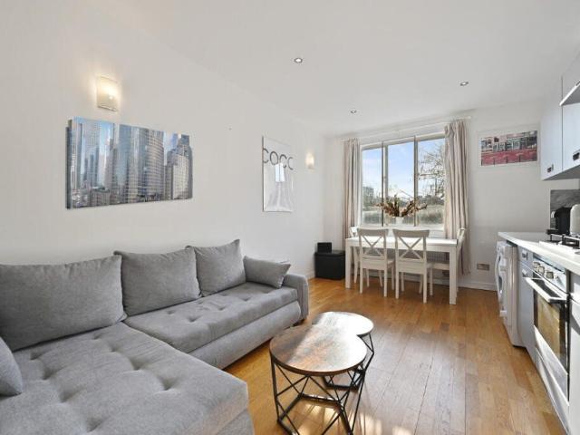 Kings Road, West Brompton SW10, 1 bed flat to rent, £2,400 pcm | PrimeLocation