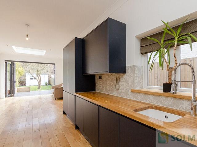 Kings Road, Willesden Green, London NW10, 2 bed flat to rent, £2,250 pcm | PrimeLocation