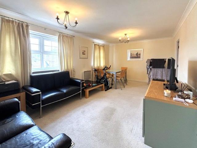 Kings Road, Woking, Surrey, GU21