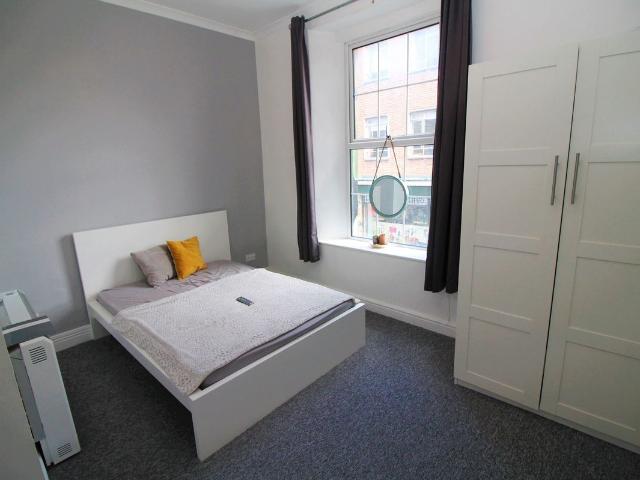 Kings Square Avenue, Bristol BS2, 1 bed flat to rent, £995 pcm | PrimeLocation