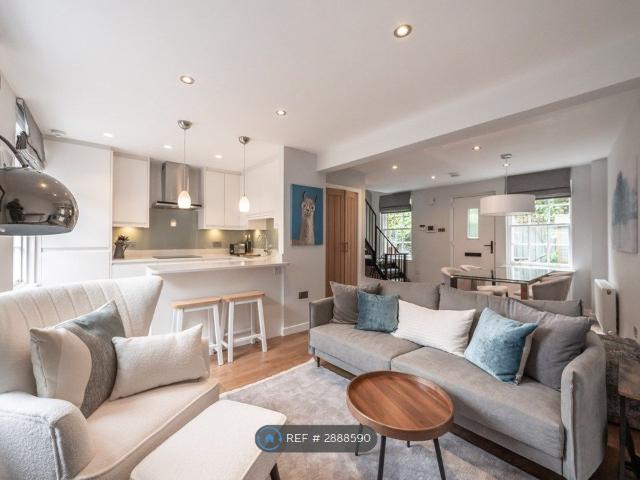 King's Stables Lane, Edinburgh EH1, 2 bed flat to rent, £2,350 pcm | PrimeLocation