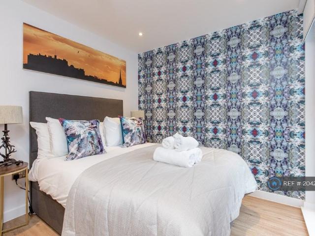 King's Stables Road, Edinburgh, EH1 1 bed flat to rent £1,550 pcm £358 pw