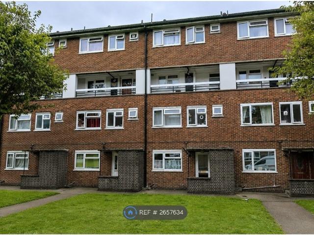 Kingsman St, London SE18, 3 bed flat to rent, £1,800 pcm | PrimeLocation