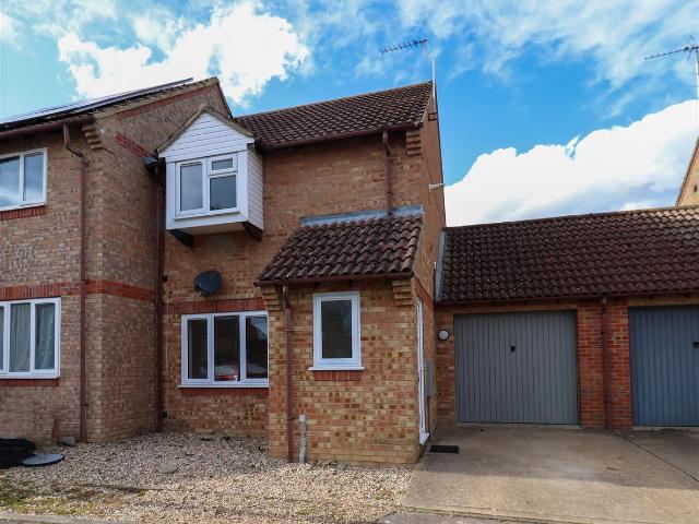 Kingsmead Court, Littleport, Ely CB6, 2 bed semi detached house to rent, £1,000 pcm | PrimeLocation