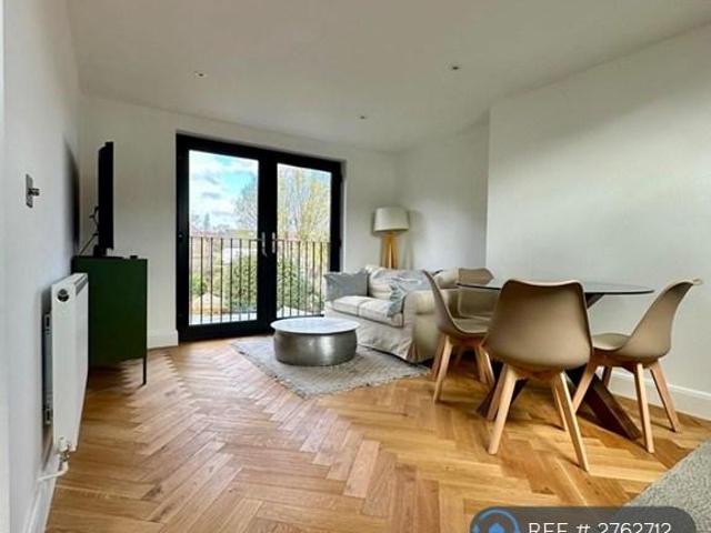 Kingsmead, Barnet, EN5 1 bed flat to rent £2,350 pcm £542 pw