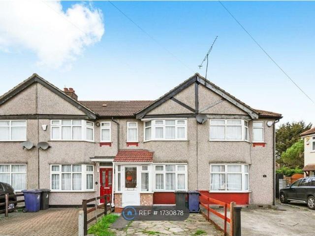 Kingsmead Drive, Northolt UB5, 2 bed terraced house to rent, £2,100 pcm | PrimeLocation