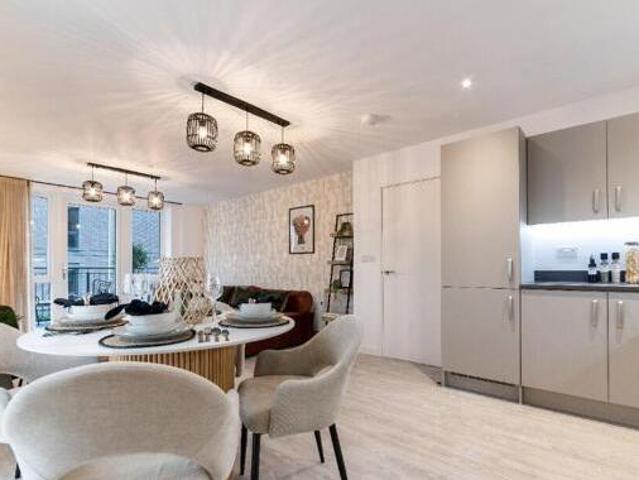 Kingsmead Road, Canterbury, 2 Bedroom Apartment