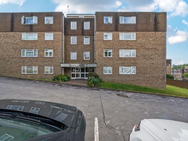 Kingsmere, London Road, Brighton BN1, 2 bed flat to rent, £1,450 pcm | PrimeLocation