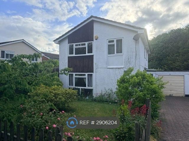 Kingsmill Road, Basingstoke RG21, 4 bed detached house to rent, £2,300 pcm | PrimeLocation