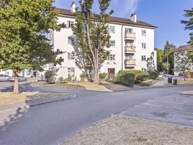 Kingsnympton Park, Kingston Upon Thames KT2, 3 bed flat to rent, £2,295 pcm | PrimeLocation