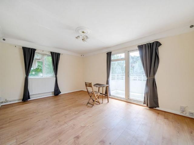 Kingsnympton Park, Kingston Upon Thames, KT2