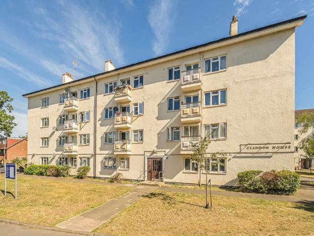Kingsnympton Park, Kingston Upon Thames KT2, 4 bed flat to rent, £2,800 pcm | PrimeLocation