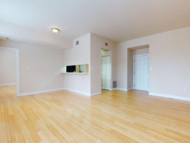 Kingsbury 2 Bedroom Apartment for Rent at 501 501 and 525 Clara Avenue, St. Louis, MO 63112 Downtown St. Louis
