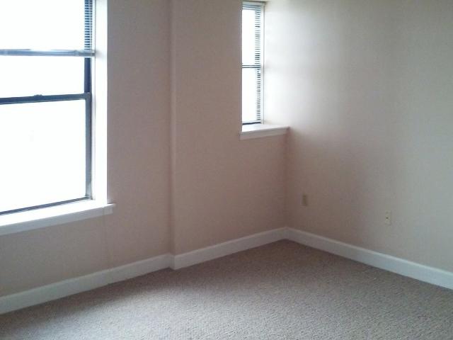 Kingsbury 2 Bedroom Apartment for Rent at 501 and 525 Clara Avenue, St. Louis, MO 63112 West End