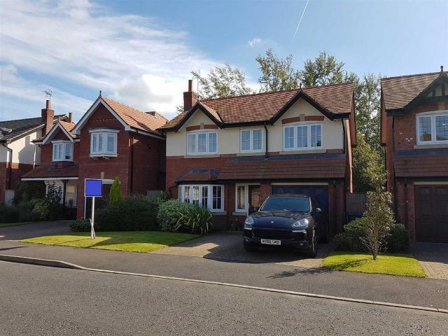 Kingsbury Drive, Wilmslow 4 bed house to rent £2,750 pcm £635 pw