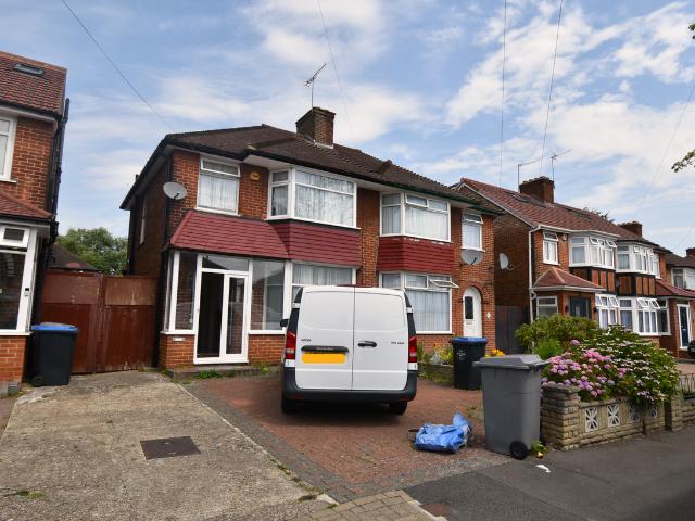 Kingsbury NW9, 3 bed semi detached house to rent, £2,575 pcm | PrimeLocation