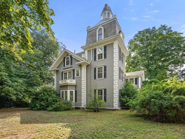 Kingsbury St, Wellesley, Home For Sale