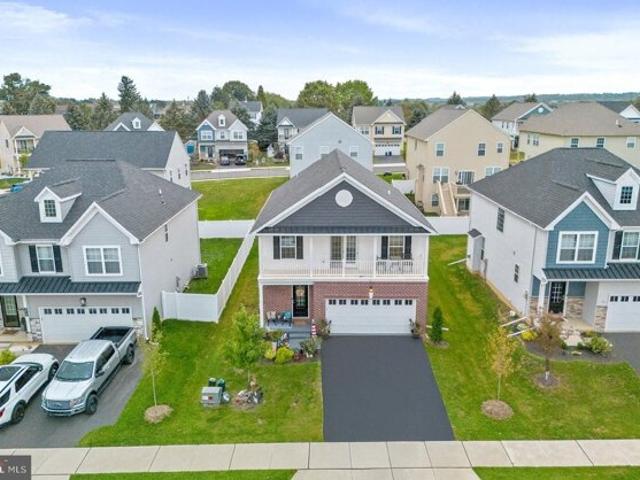 Kingsbarns Ln, Northampton, Home For Sale