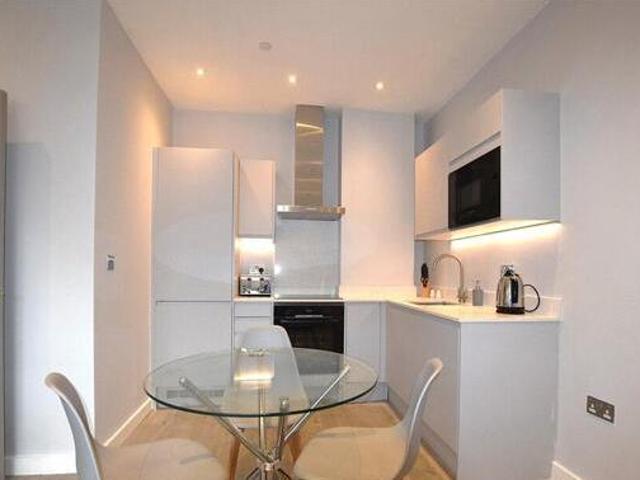 Kingsbridge House, Thames Street, 1 Bedroom Apartment