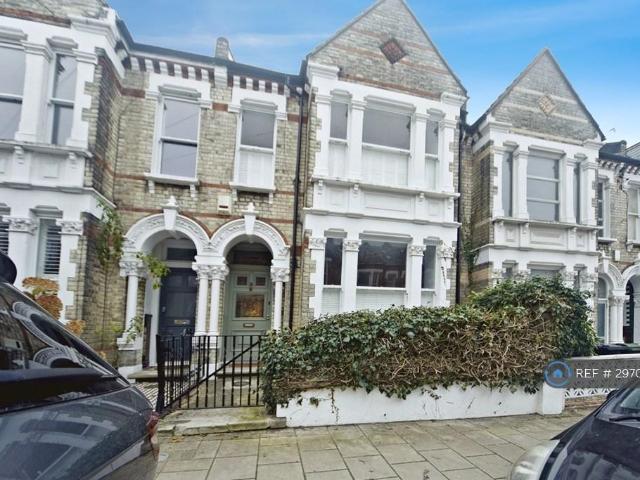 Kingscourt Road, London, SW16 4 bed terraced house to rent £4,000 pcm £923 pw
