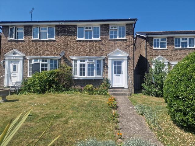 Kingsdown Road, Walmer, CT14 3 bed house to rent £1,395 pcm £322 pw