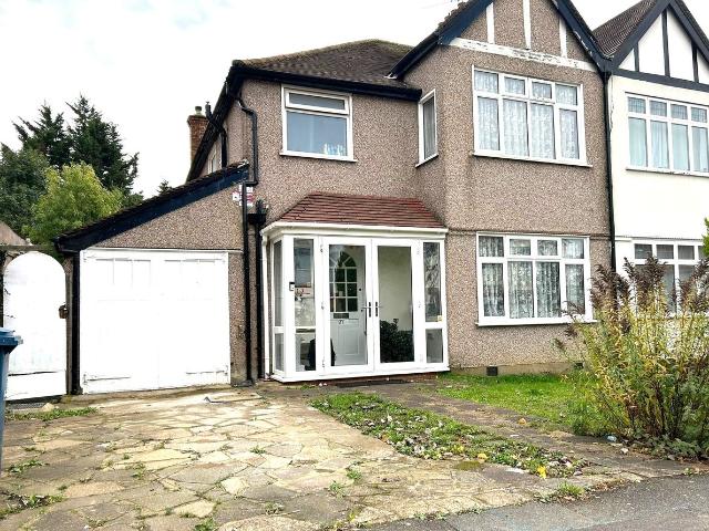Kingsfield Avenue, Harrow HA2, Studio to rent, £1,200 pcm | PrimeLocation