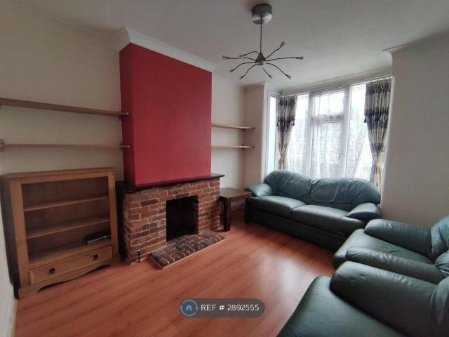 Kingsfield Terrace, Dartford DA1, 2 bed terraced house to rent, £1,700 pcm | PrimeLocation